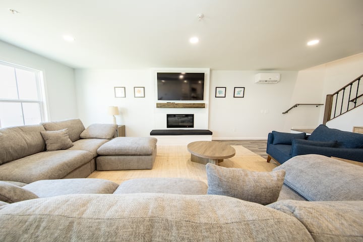 Luxury Beach-block Townhouse - Rehoboth Beach, DE
