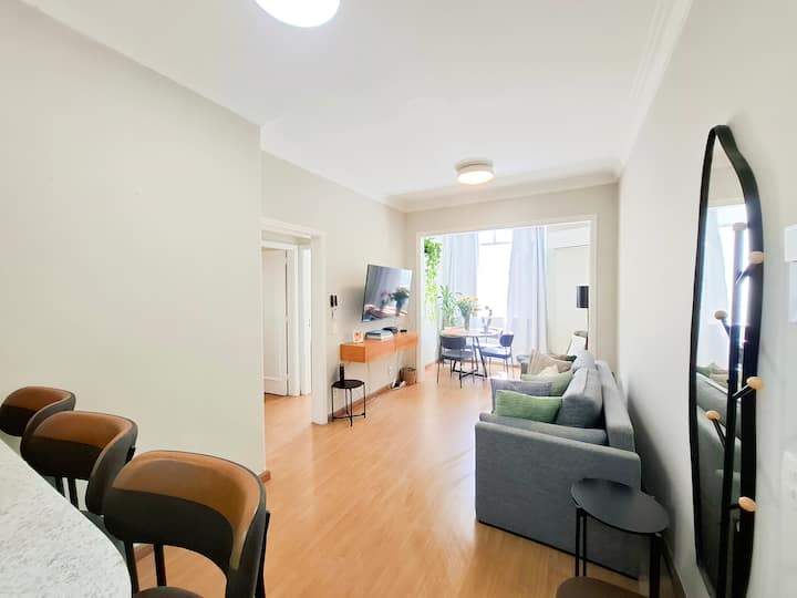 Stylish 2br In Leblon, 2 Blocks To Beach - Brasil