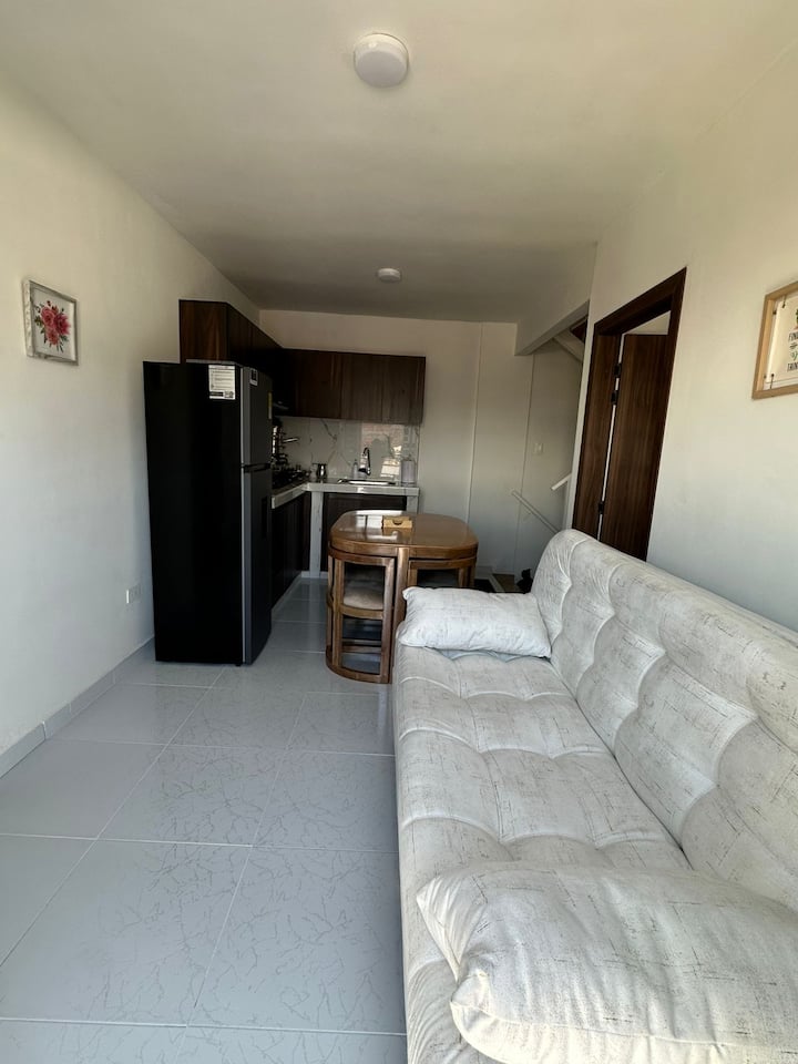 Domus Prime Para 14 Muy Cerca De La Basílica - Buga