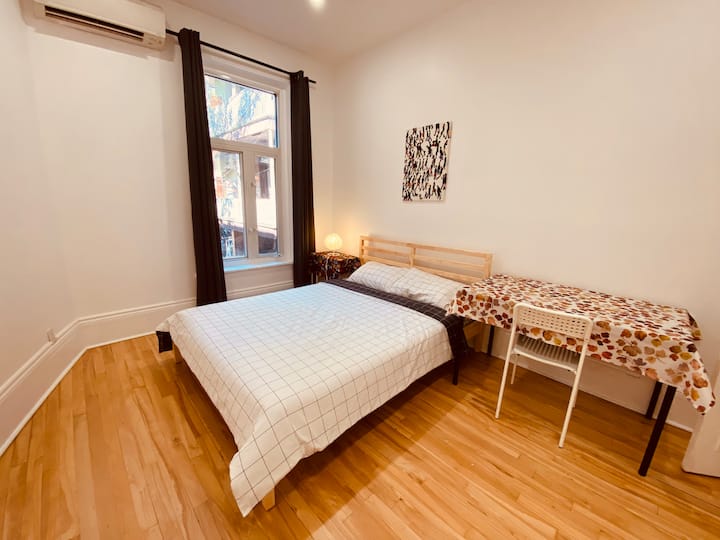 Nice Room In A Historical Heritage House Montreal - LaSalle