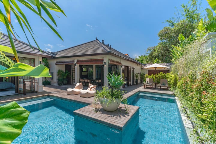 Villa Club | 2br Oasis With Private Pool - Australia