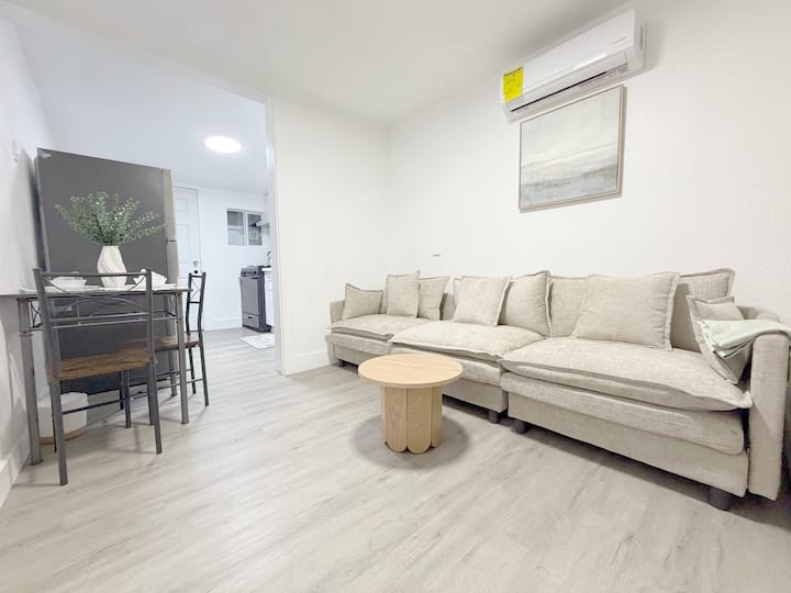 Sleep 4| Disneyland| Anaheim Cc| 1bed 1ba Unit - Buena Park, CA