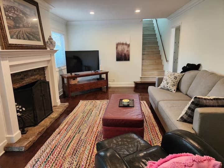 West San Jose~5 Bedroom 3 Bath~near Valley Medical - Sunnyvale, CA