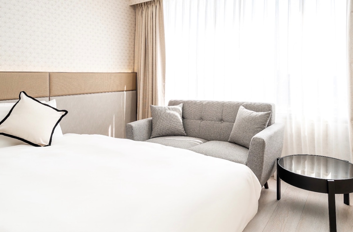 Amara Singapore City Centre - Deluxe Family Room 1611 - Hotels for Rent ...