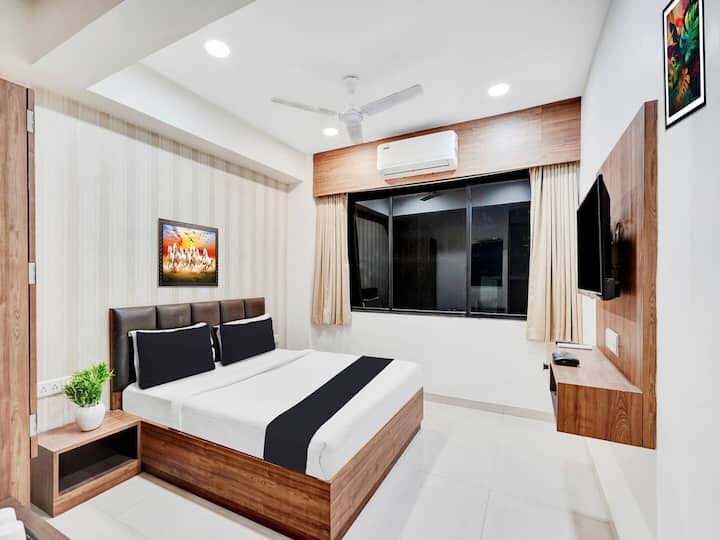 Super Collection O Kudasan Gandhinagar - Gandhinagar