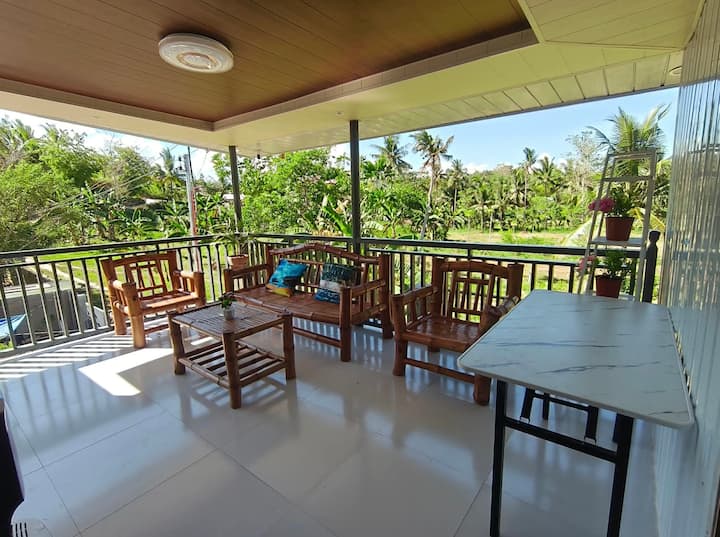 Peaceful Stay With Tropical Surroundings - Carcar City