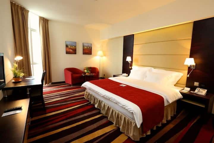 Elegant Room | Free Wi-fi & Gym Near Electra Park - Abu Dhabi