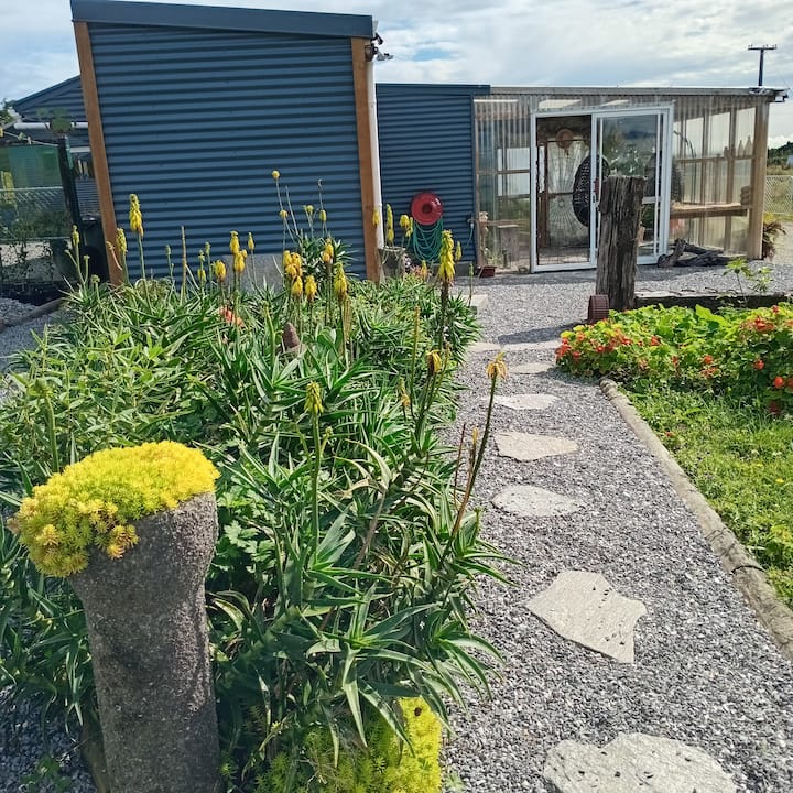 Dragonfly Rest. Cosy Rural West Coast Stop Over. - Hokitika