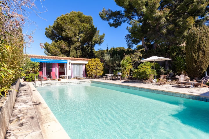 Petite Maison Dans Une Propriété - Carry-le-Rouet