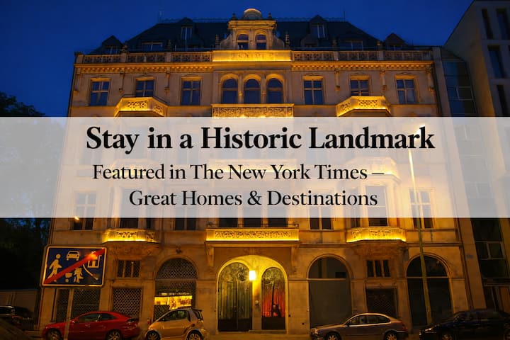 1,292 Sq Ft Historic Landmark, Checkpoint Charlie - Berlin