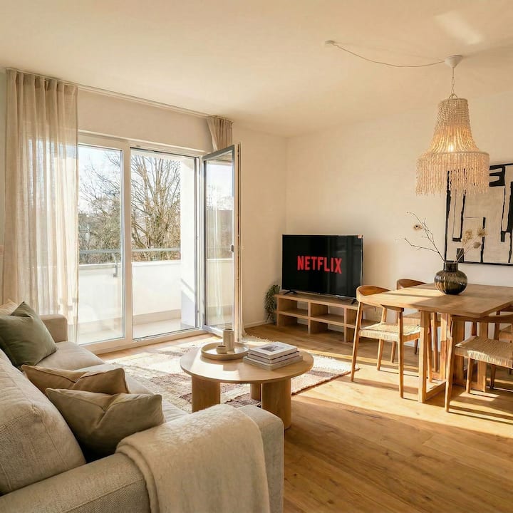 Riverfront 1br & Balcony | Zurich Airport | Wifi - Kloten