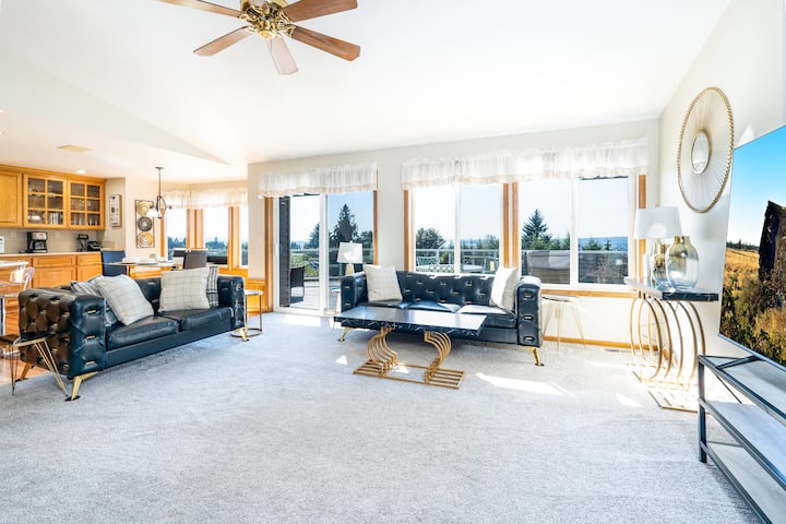 Mv9: Breathtaking View, Huge Flat Yard- 3br - Marysville, WA