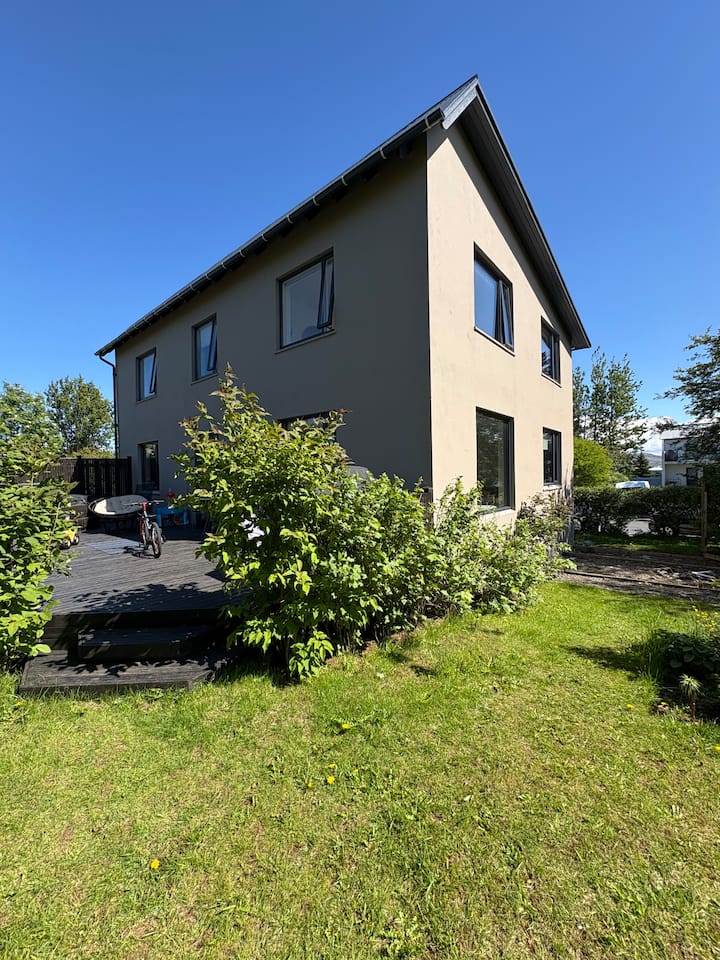 Mid-century House, Top Location In Reykjavík. - Reykjavík