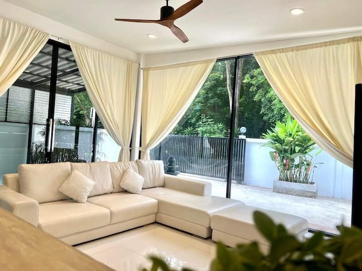 White House Pool Villa - Thailand