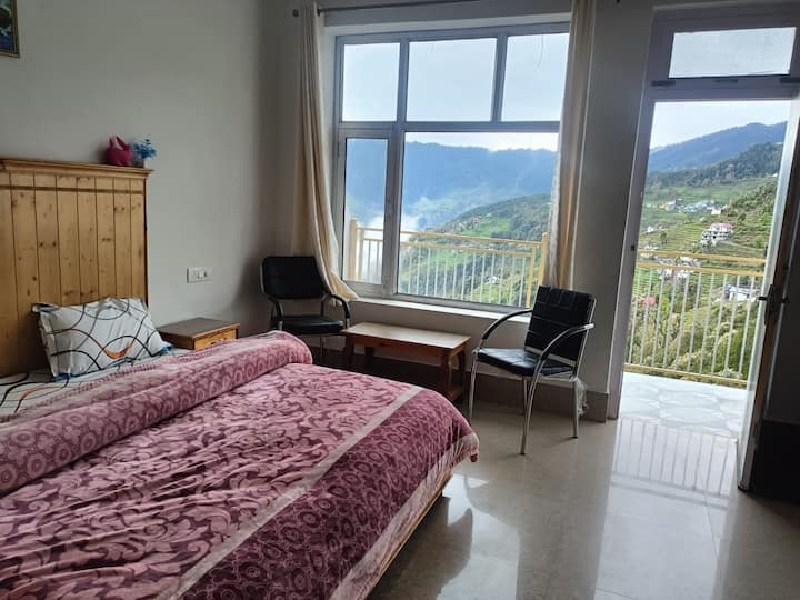Valley View Rooms In Khajjiar, Scenic Balcony Stay - Chamba
