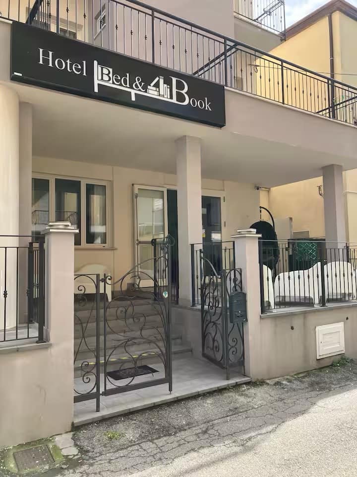 Hotel Bed&book: Camera Quadrupla Con Colazione - Riccione