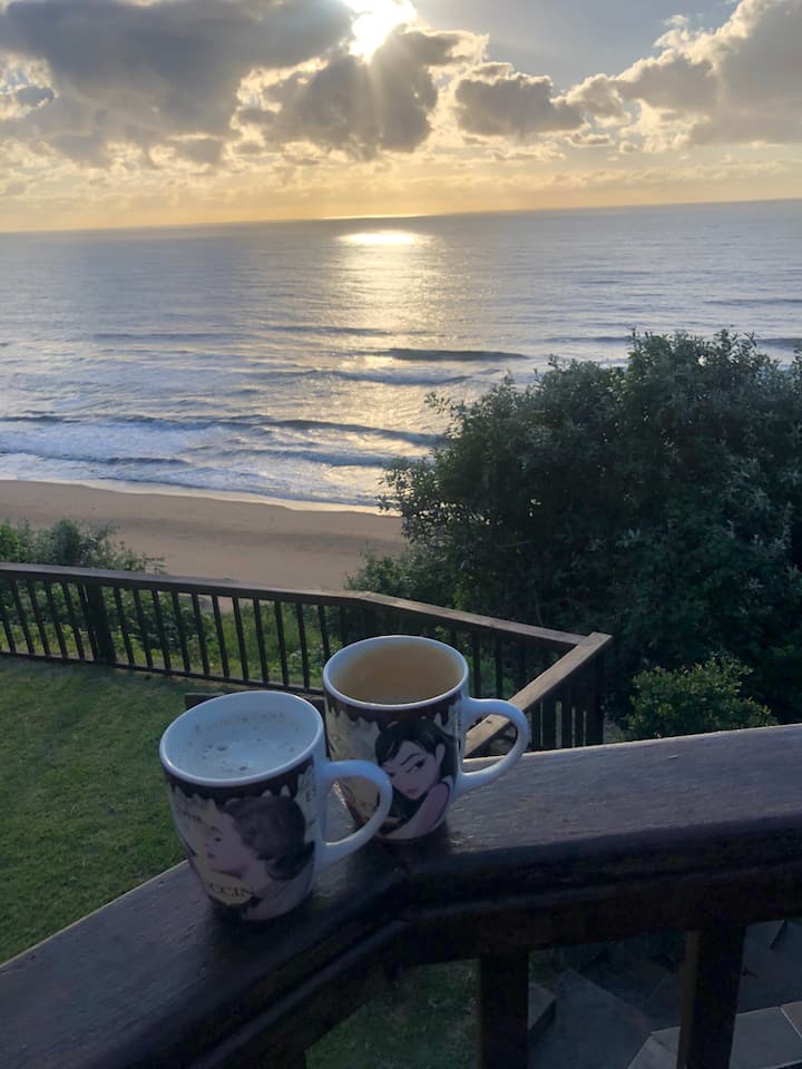 All Seasons Beachfront Guest House - B&b - Durban