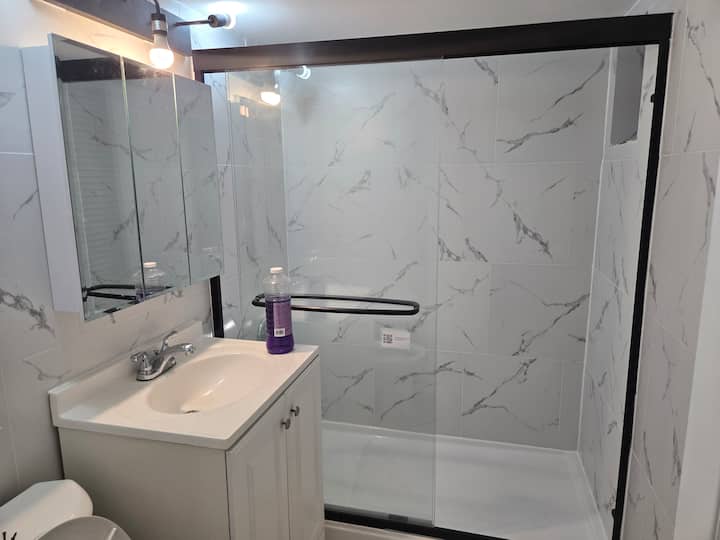 Mark's Elegant Castle - Garden City, NY