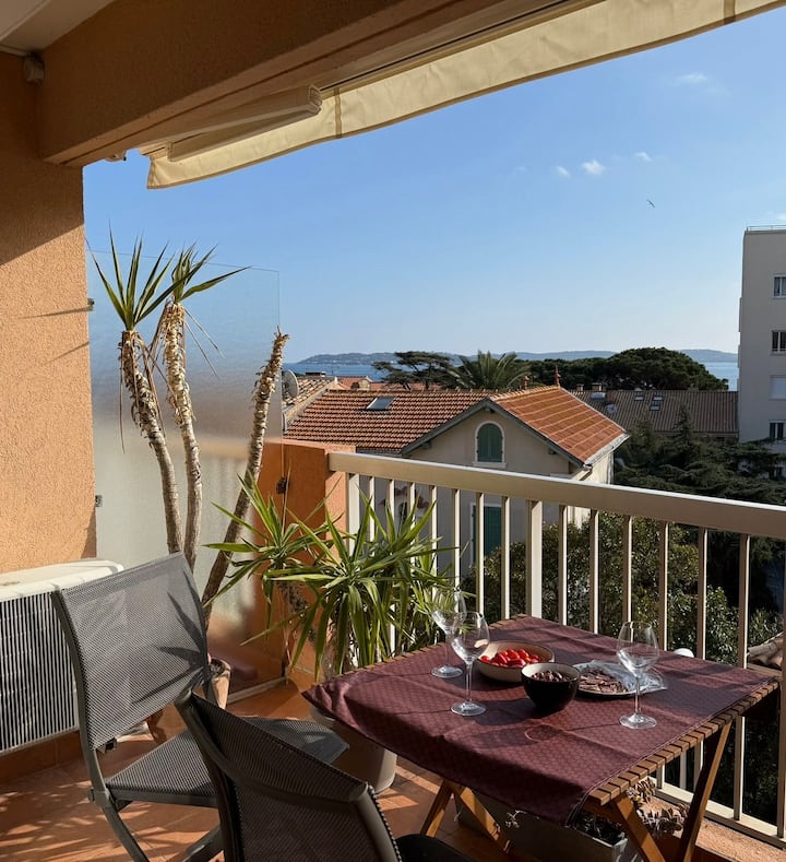 Appartement Vue Mer Et Plein Centre - Sainte-Maxime