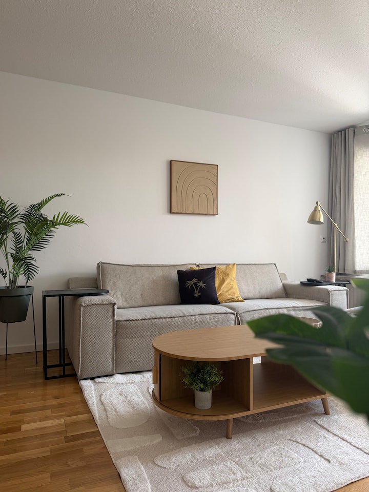 Modern Furnished Apartment With Garden - Stuttgart