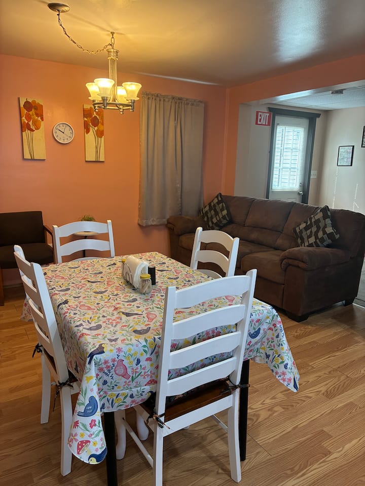 Cozy House - Fredonia, NY