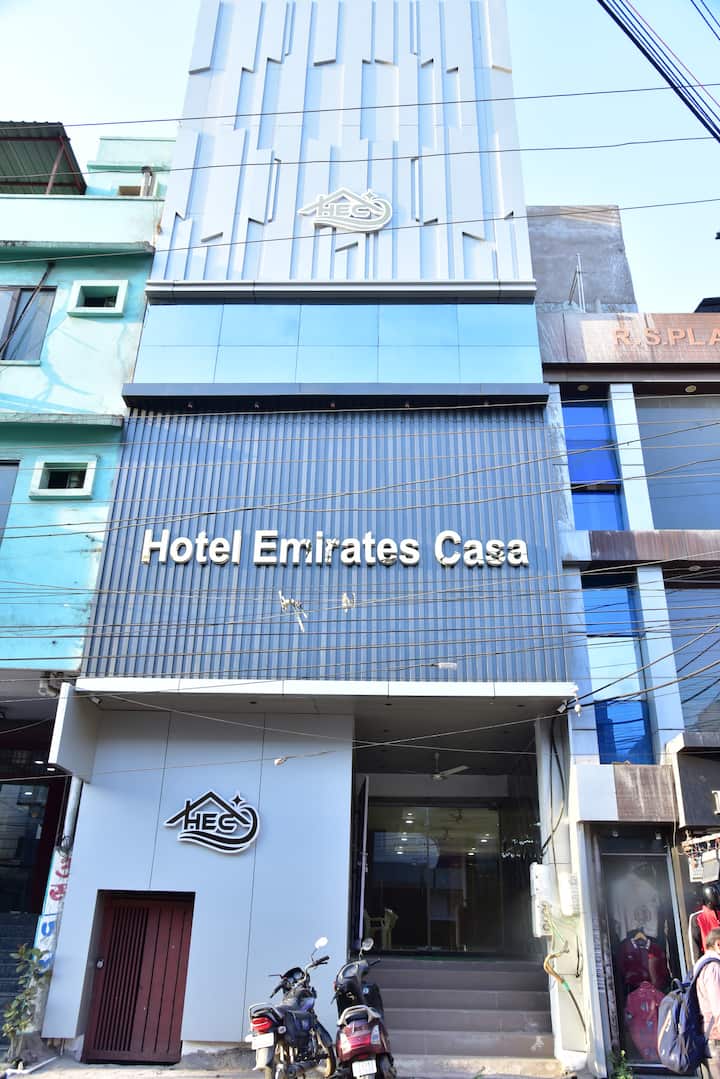 Hotel Emirates Case | Standard Ac Room - Raipur
