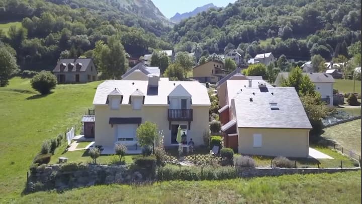Maison De Montagne Avec Jardin - Luz-Saint-Sauveur