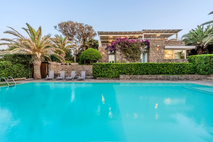 Prestigiosa Villa Con Piscina, Jacuzzi Evista Mare - Stintino