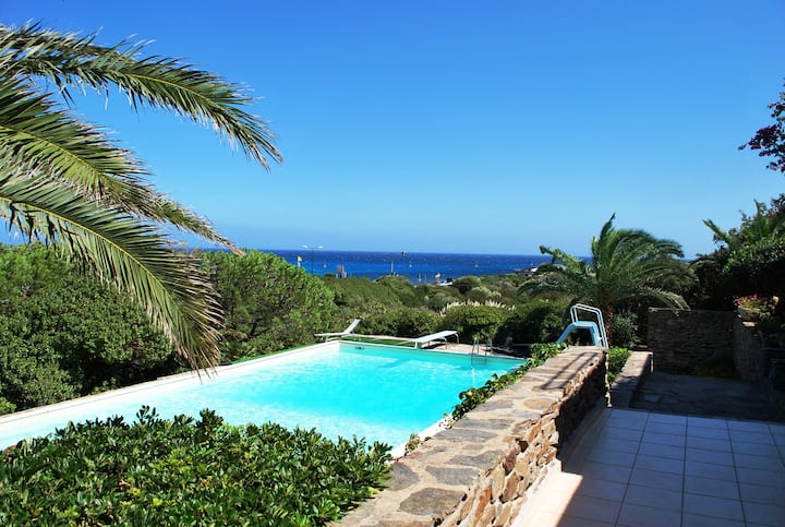 Prestigiosa Villa Con Piscina, Jacuzzi Evista Mare - Stintino