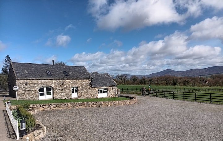 The Cowhouse At Cullintra:
A Cosy Country Retreat. - Ireland