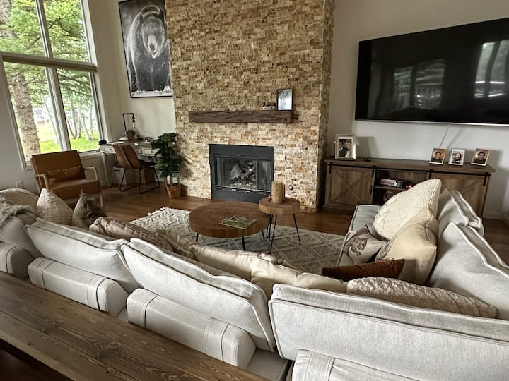 Spacious Family Retreat | Walk To Club, Playground - Edwards, CO