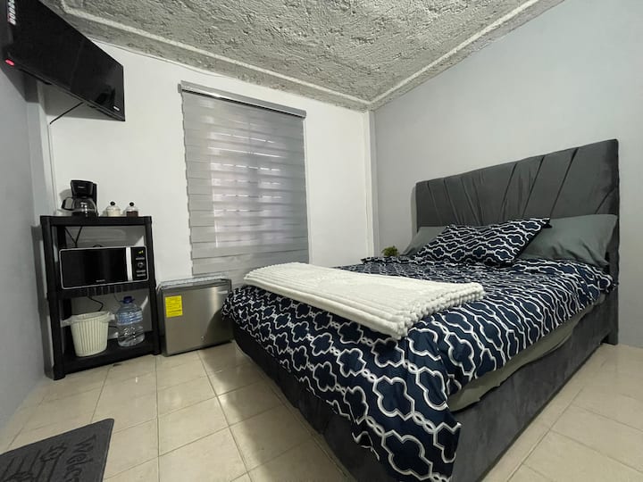 Hermosa Suite, Frente Al Aeropuerto - Venezuela
