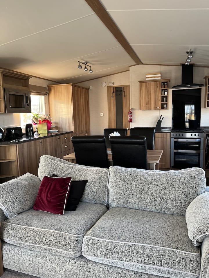 Holiday Home In Lido Beach Prestatyn By The Sea - Rhyl