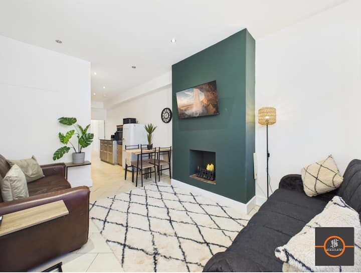 Central Birmingham Perfect For Leisure & Work Stay - Edgbaston Stadium