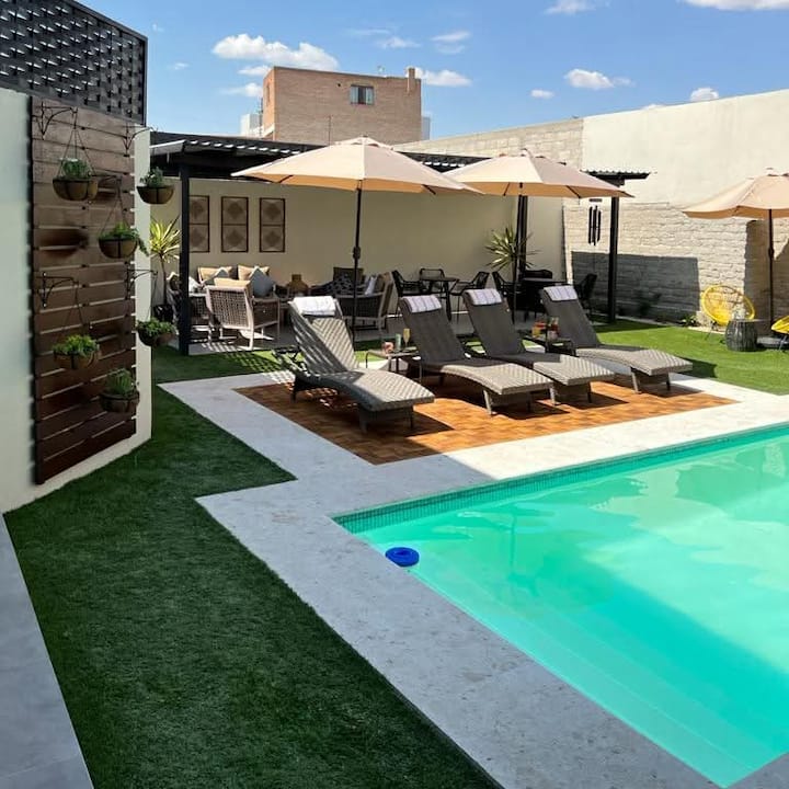 Hospédate Para El Concierto De Bts Hab. Isabel - El Paso, TX