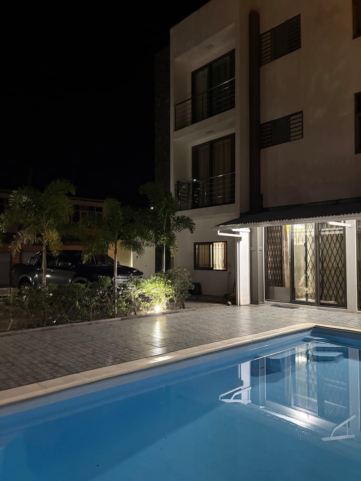 Appartement 2 Chambres & Piscine – Baie Du Tombeau - Port Louis