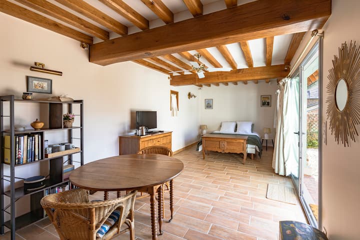 Chambre D'hôtes "A L'eure Du Repos". - Bernay