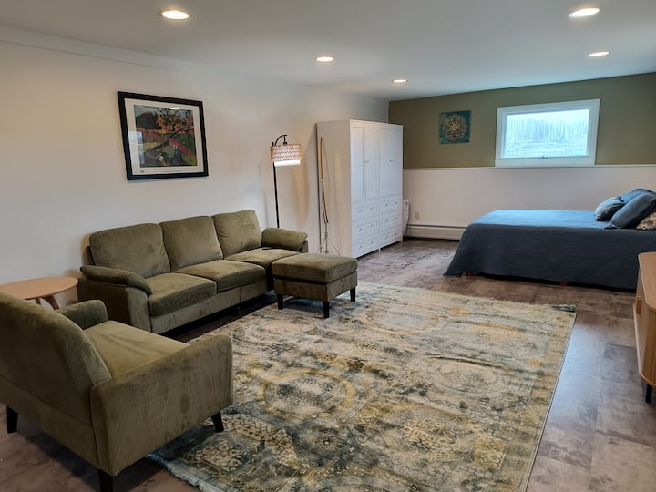 New In Barre Town! Rural Feel, Close To Everything - Montpelier, VT