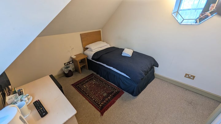 Self-contained Room In Slough With Parking - Slough