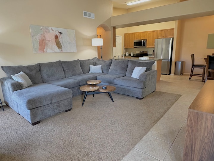 Heated Pools | King Bed | Fast Wi-fi | Gated | 2br - Mesa, AZ