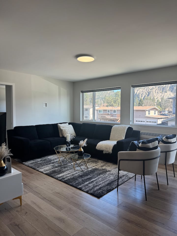 The Humble Abode | Quiet And Spacious 2br - Kelowna