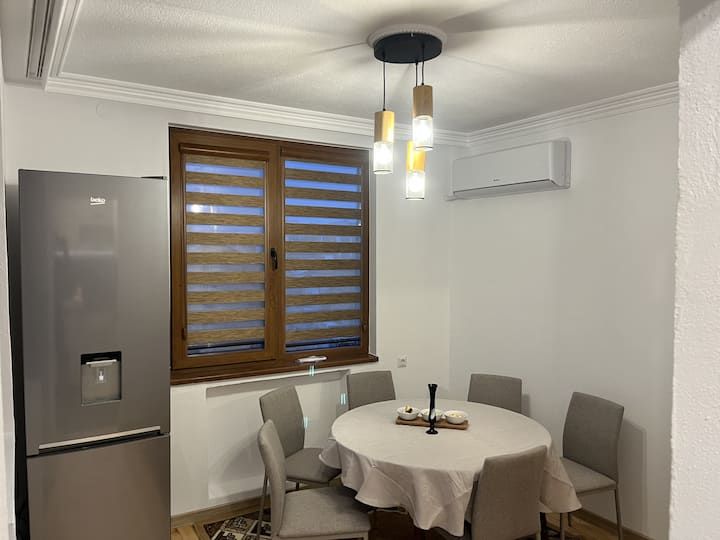 отлична локация, напълно обзаведен - Strelcha