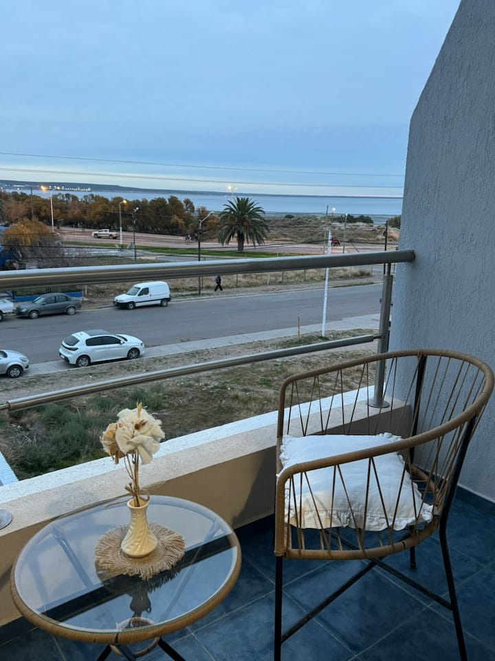 Tu Descanso Frente Al Mar / Balcón Privado Para 4 - Puerto Madryn