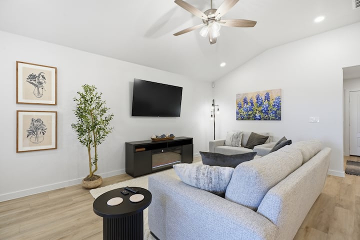 Near Texas Tech | Patio + Games | Parking - Lubbock, TX