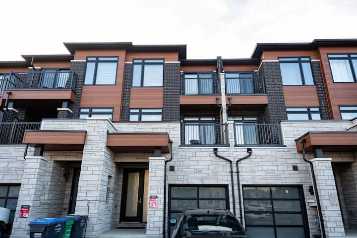 Hilton’s Villa - Vaughan