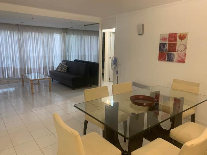 Con Piscina, Gym, Cancha De Tennis Y Fútbol, Plaza - Uruguay