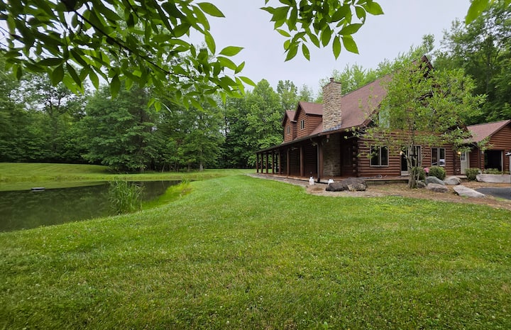 Relaxing Log Cabin & Pond. 7 Minutes From Lake. - 캘리포니아