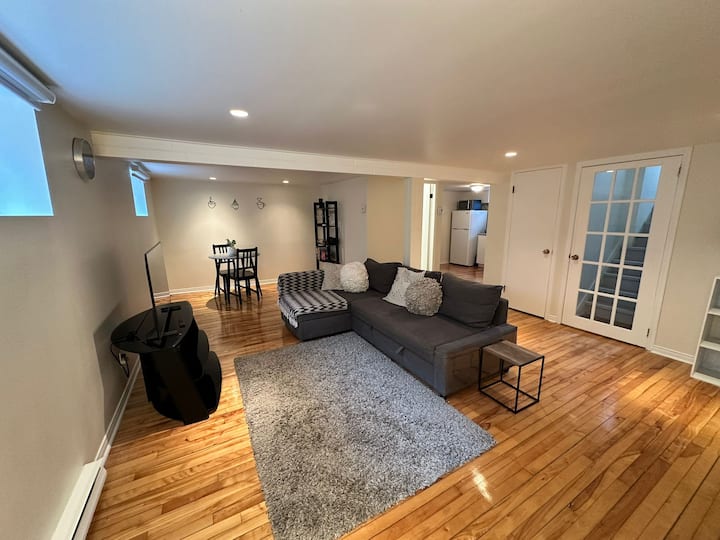 Logement Indépendant Et Privé Au Vieux Longueuil - Longueuil
