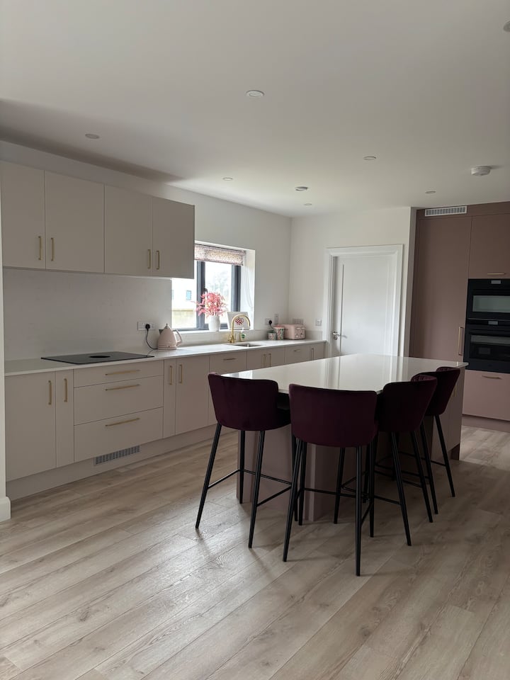 Gorgeous Family Home - Clonakilty