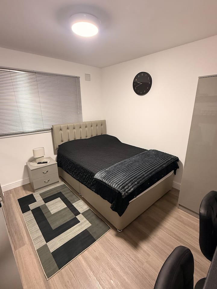 Cozy Room Near Town Center & Bedford Park - Bedford, Royaume-Uni